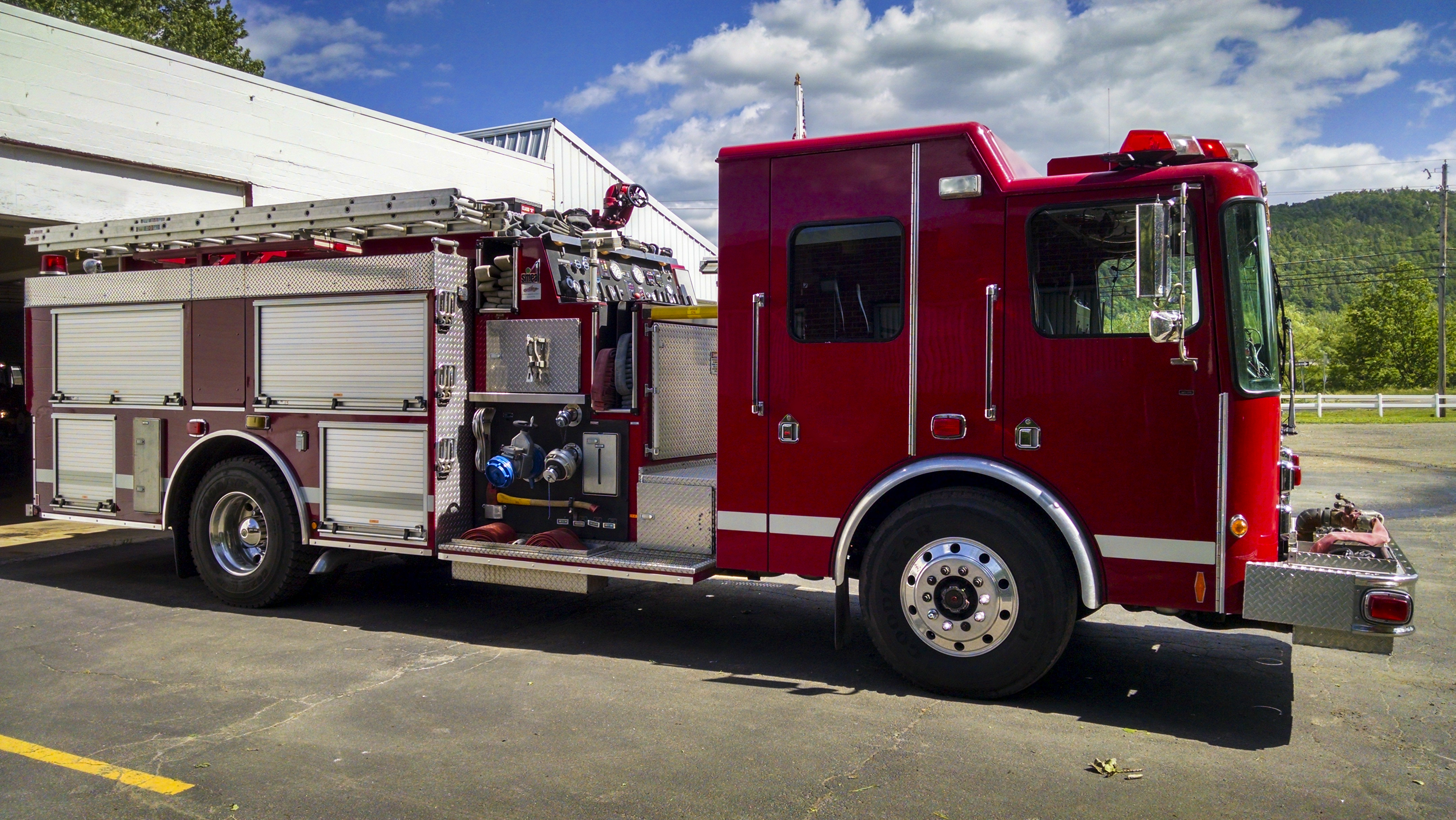 2001 Smeal HME Rescue Pumper | Used Truck Details