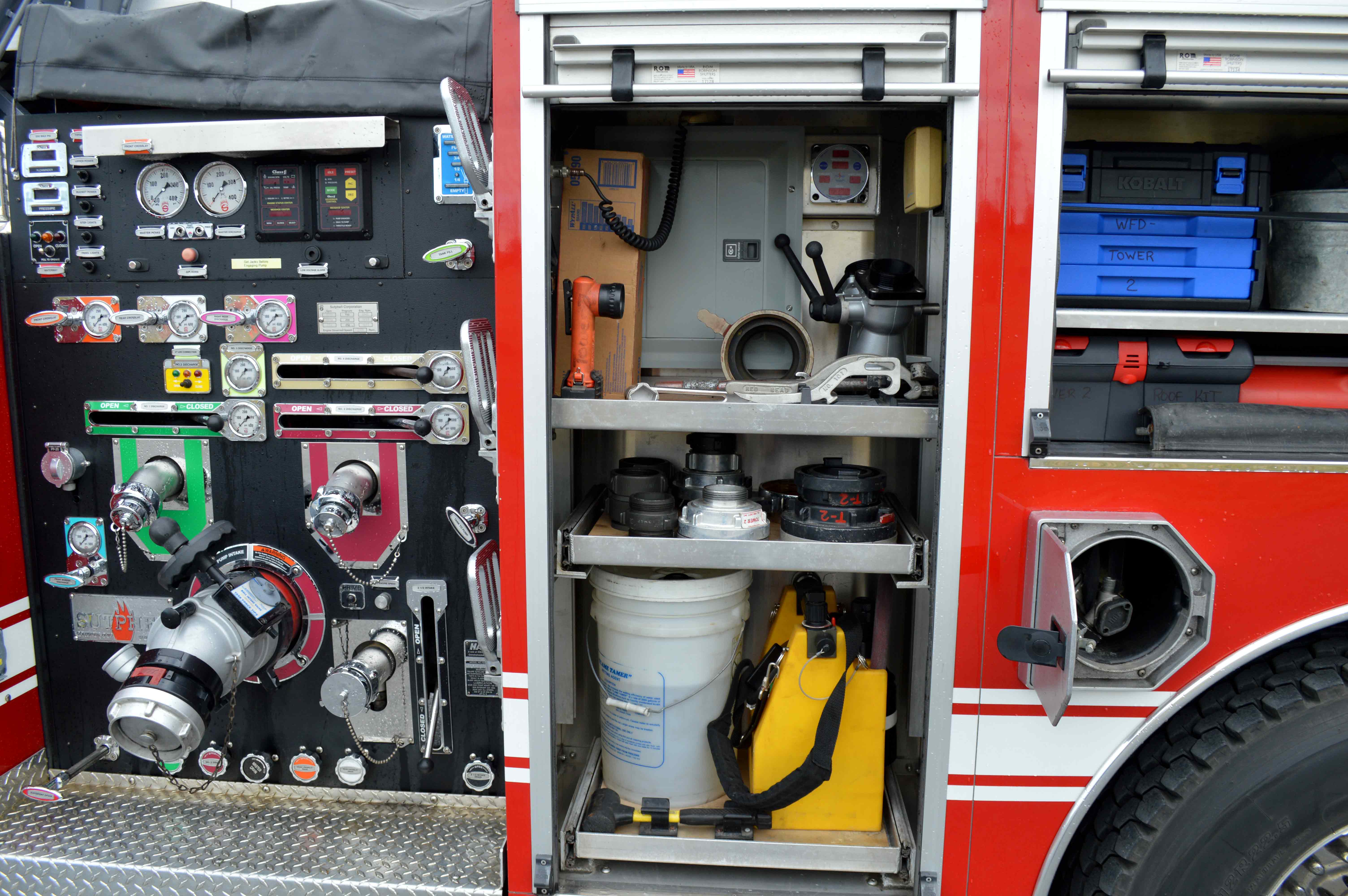 2005 Sutphen Monarch 70' Mini-Tower | Used Truck Details