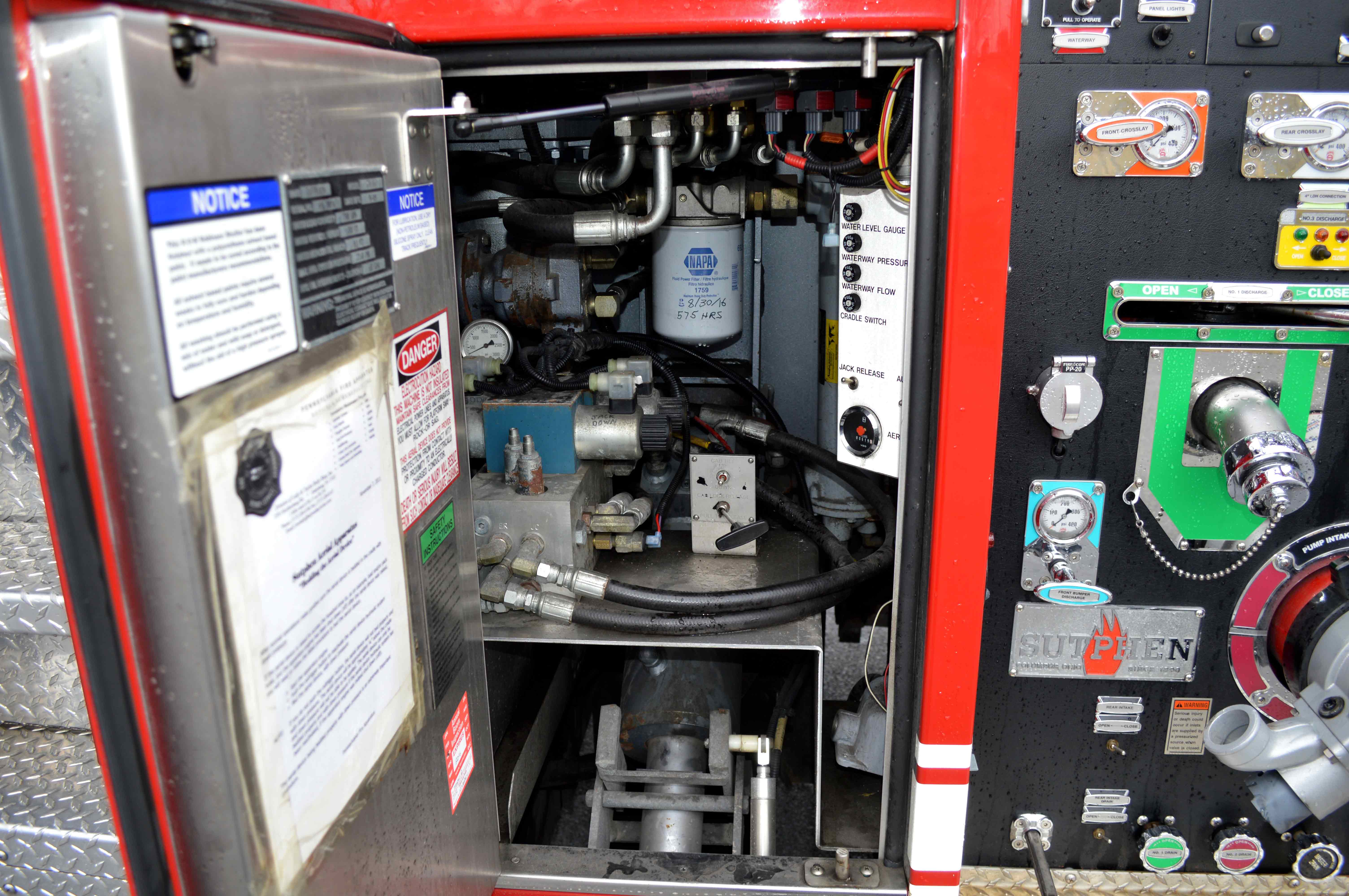 2005 Sutphen Monarch 70' Mini-Tower | Used Truck Details