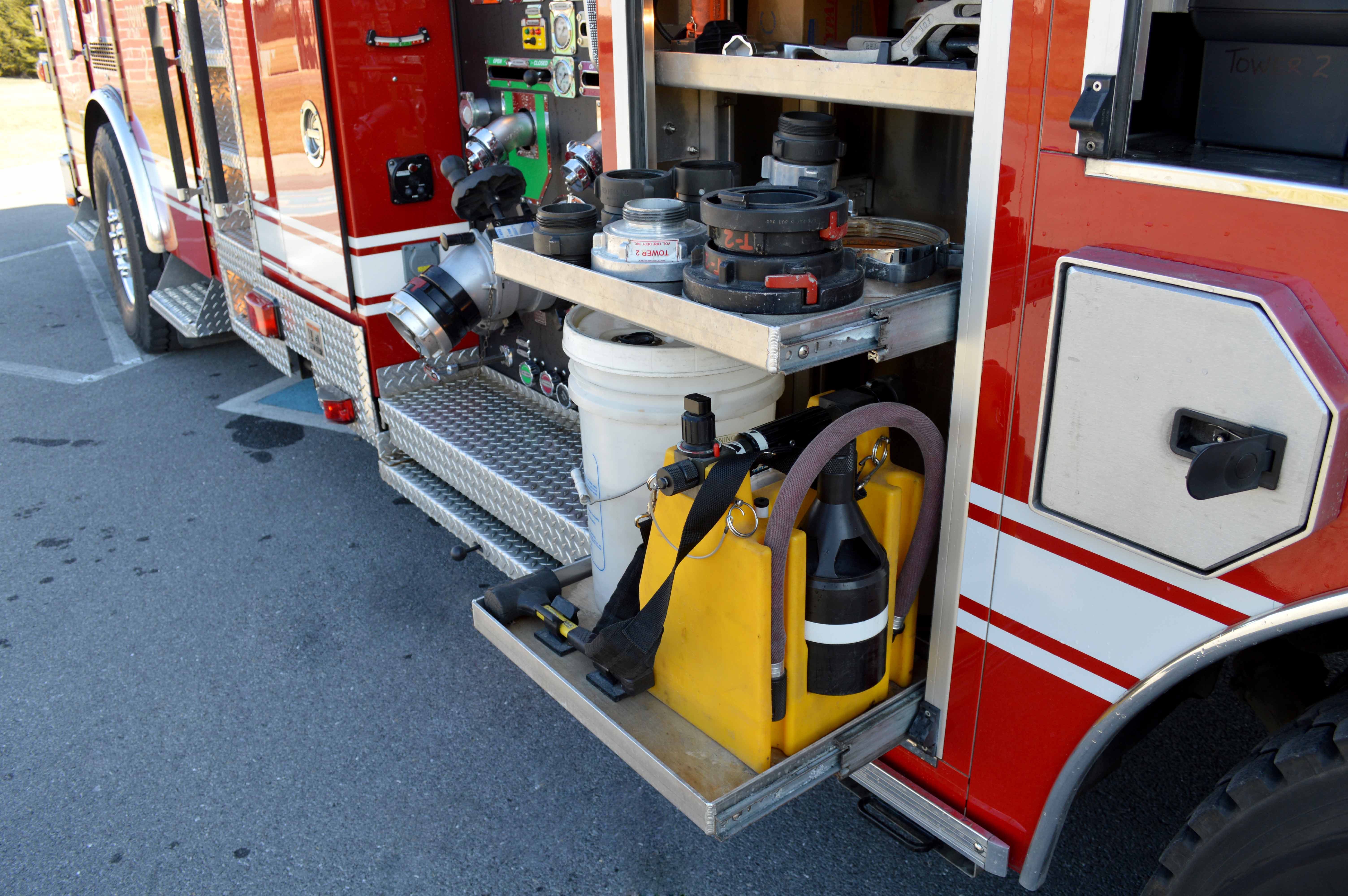 2005 Sutphen Monarch 70' Mini-Tower | Used Truck Details