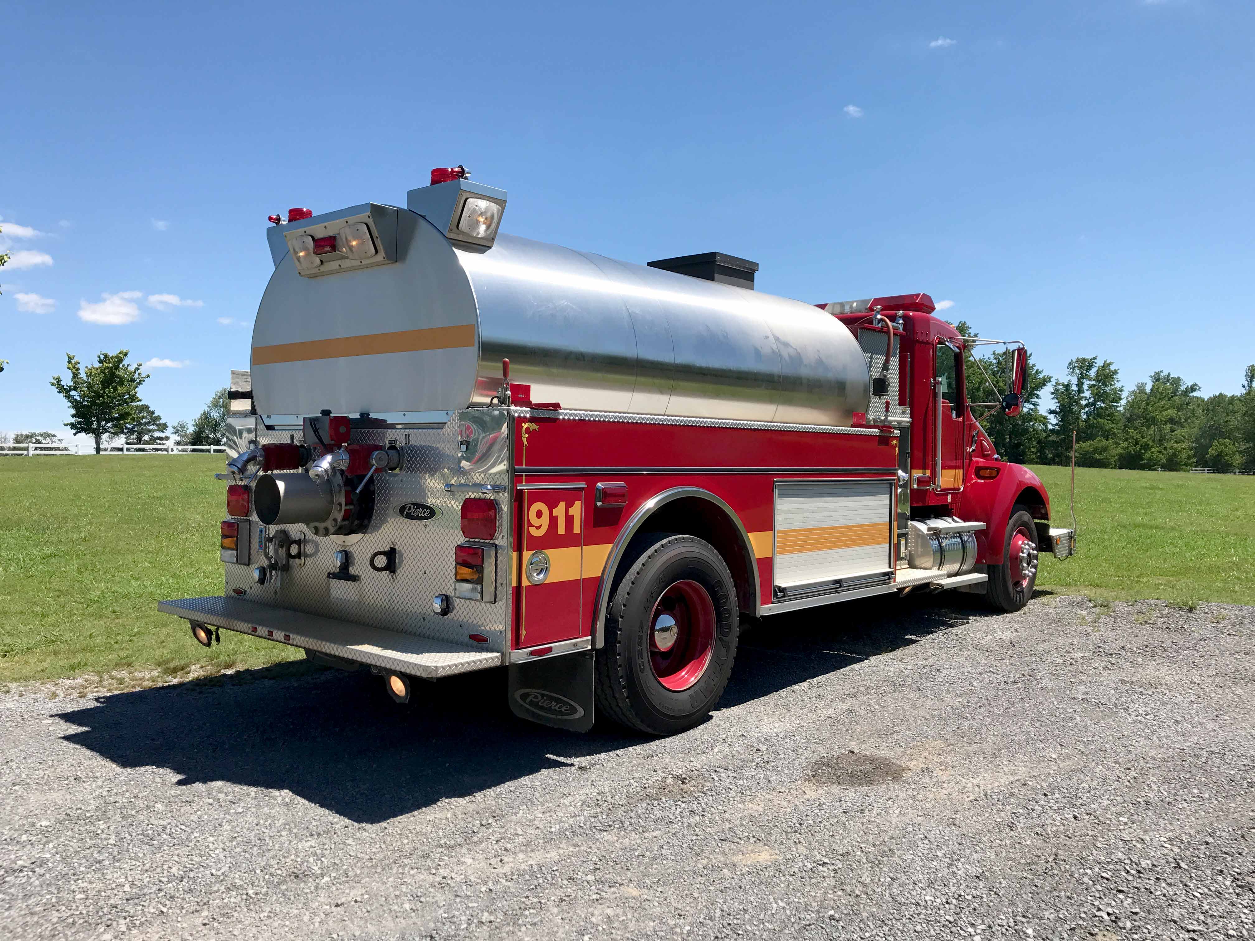 2001 Pierce Kenworth Elliptical Tanker | Used Truck Details