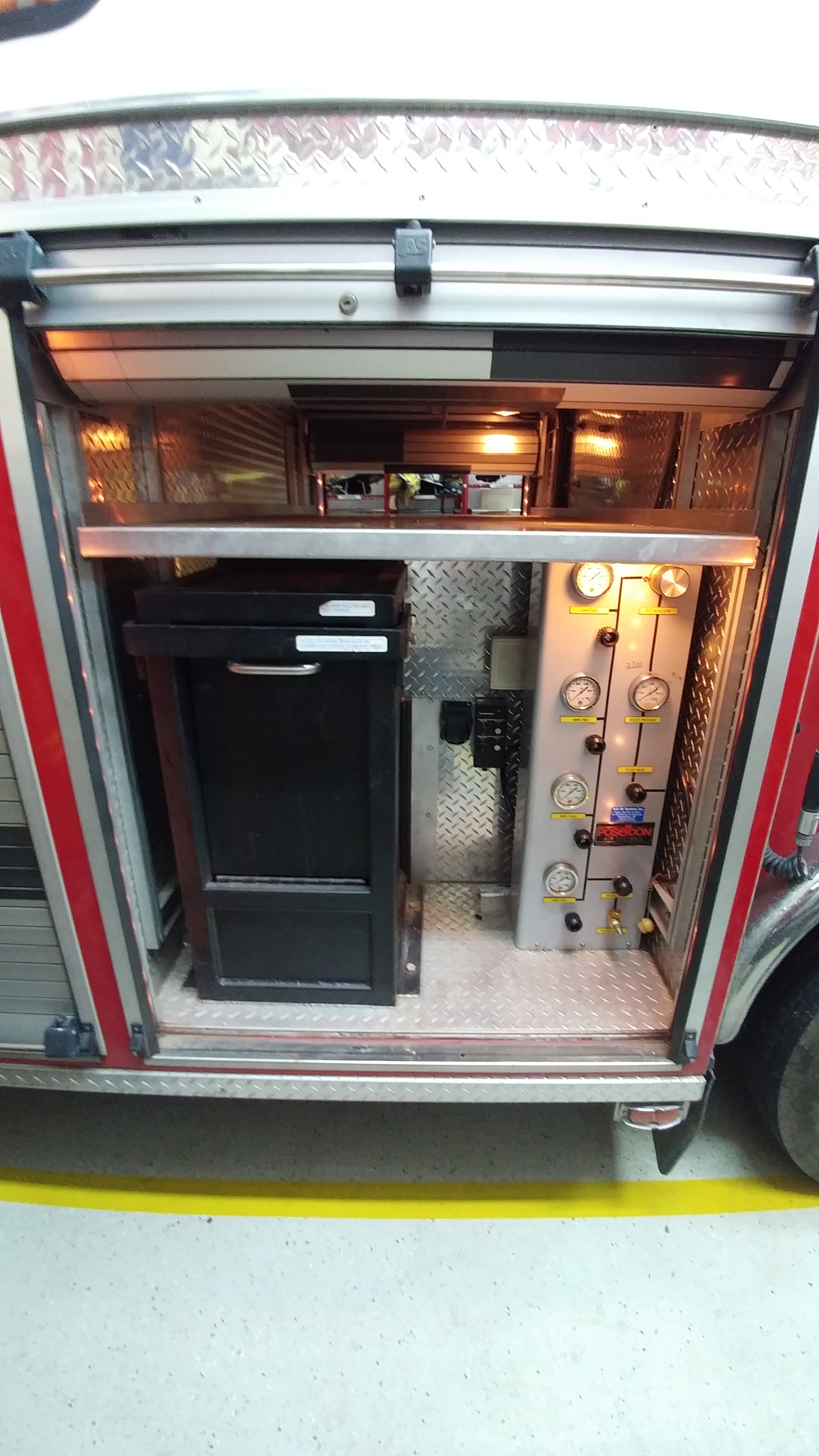 1987 Mack Walk In Rescue | Used Truck Details