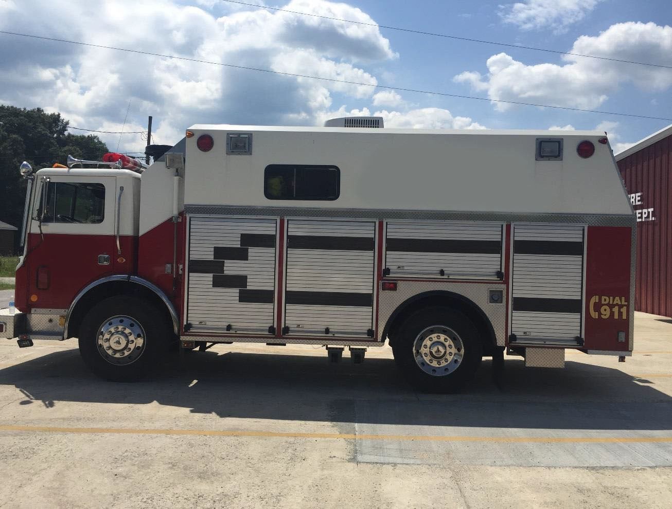 1987 Mack Walk In Rescue | Used Truck Details