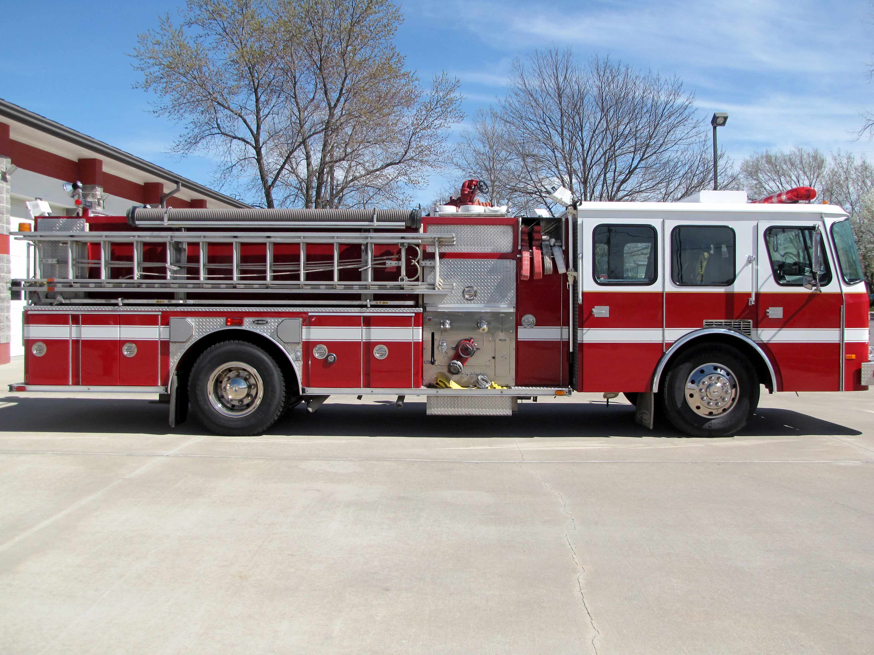 1995 E-One Cyclone Pumper | Used Truck Details