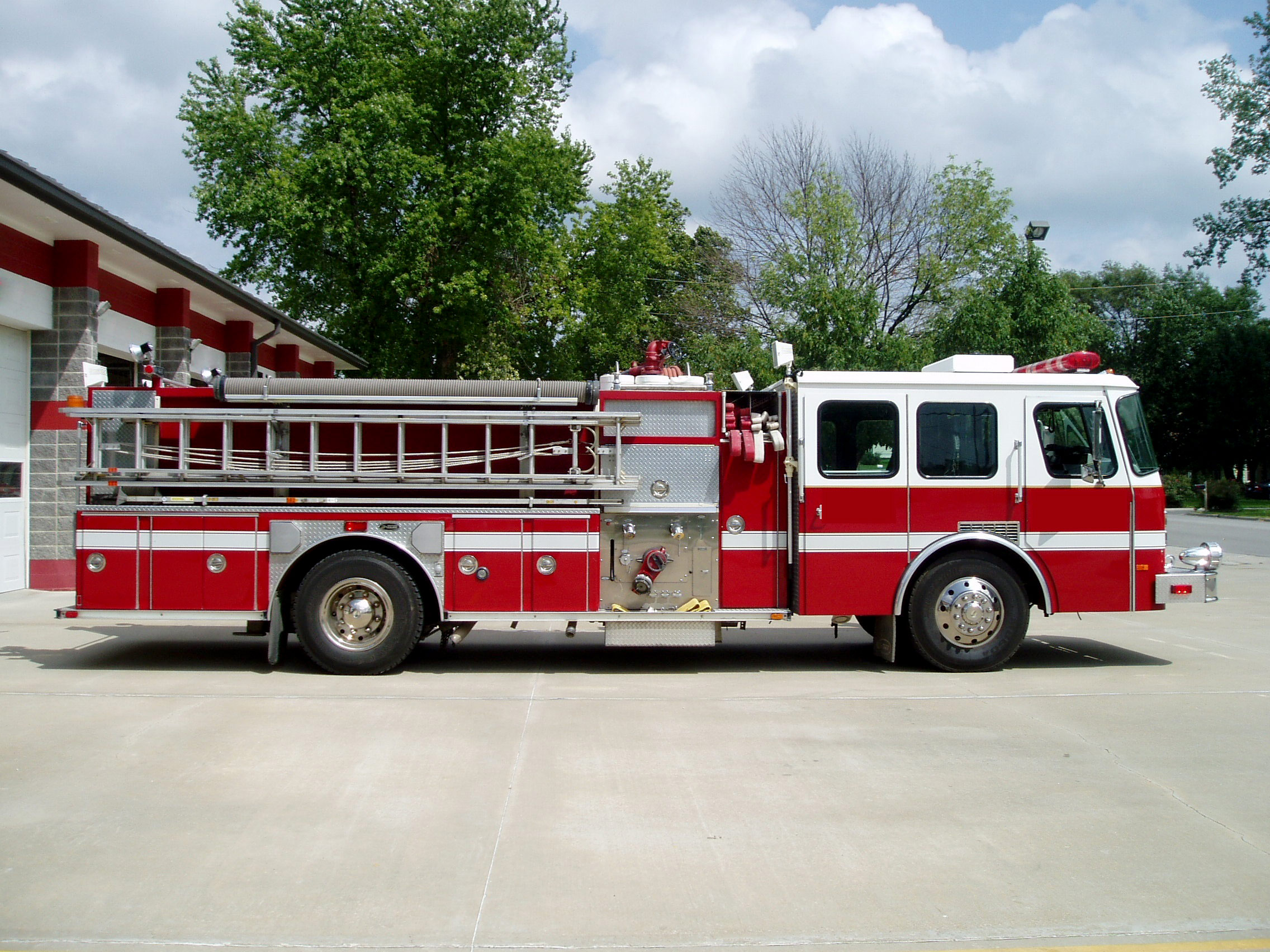 1995 E-One Cyclone Pumper | Used Truck Details