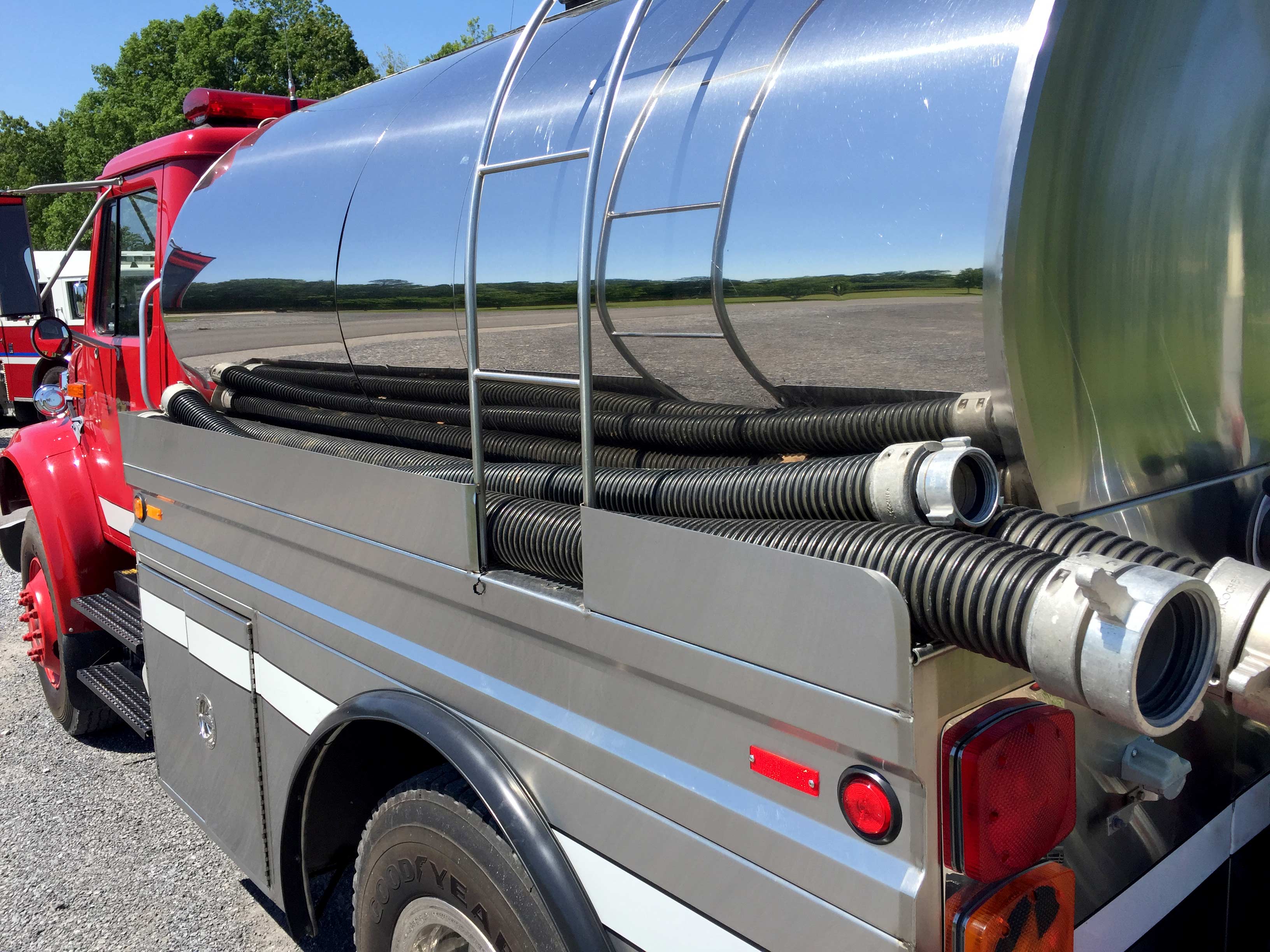1999 International Tanker | Used Truck Details