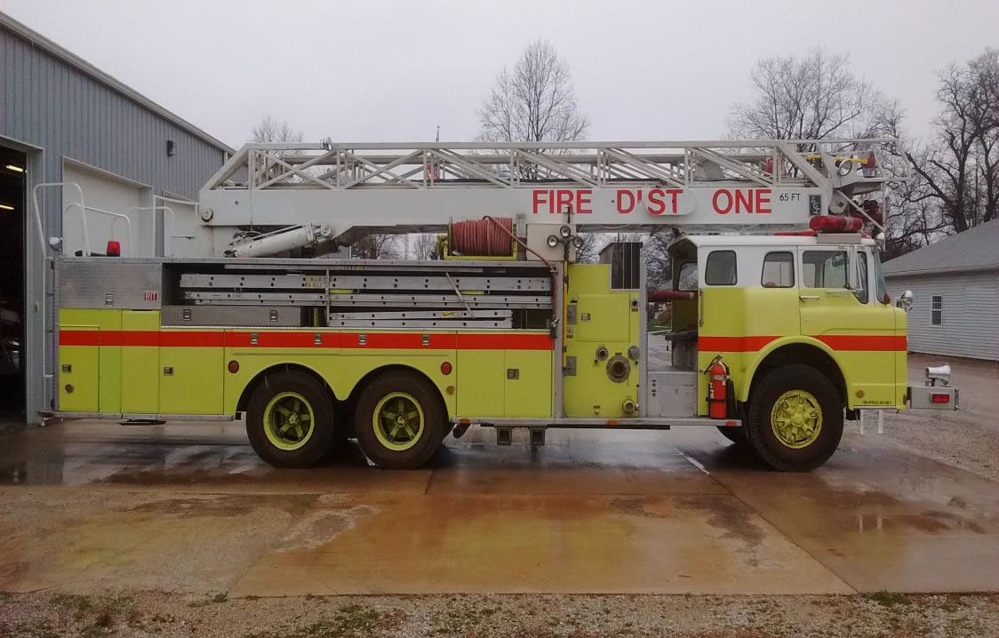 1975 Ford LTI 65' Quint | Used Truck Details