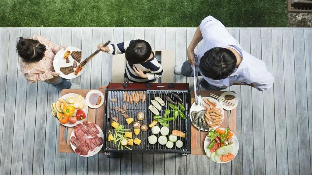 Exploring the Benefits of a Red Ceramic Smoker – BBQ Grills, Smokers ...