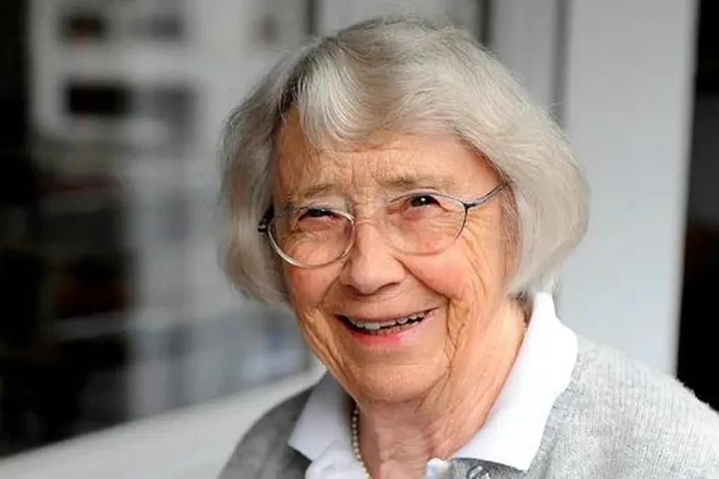 Enhancing Comfort and Support with Akton Polymer Adaptive Flat Pad – Mobility Aids For Seniors ...