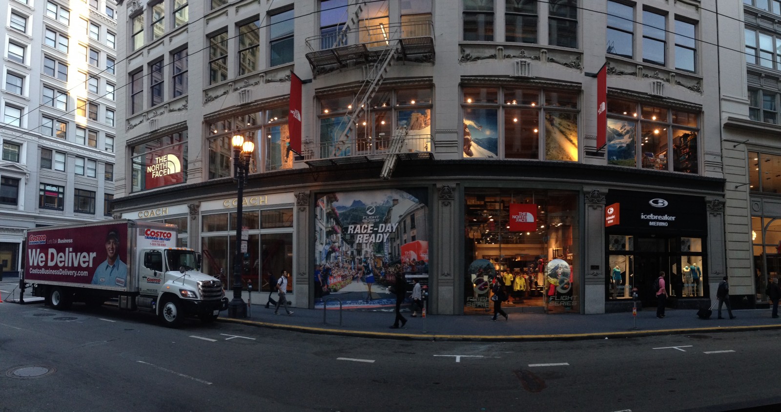 COACH 190 Post St San Francisco, CA 94108 on 4URSPACE retail profile