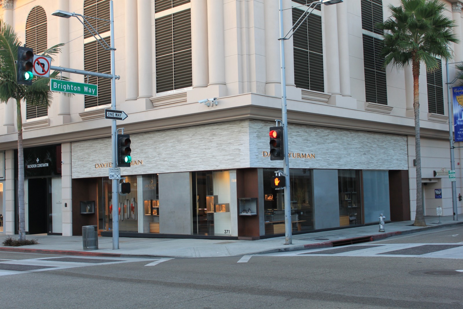 DAVID YURMAN 371 N Rodeo Dr Beverly Hills, CA 90210 on 4URSPACE retail ...