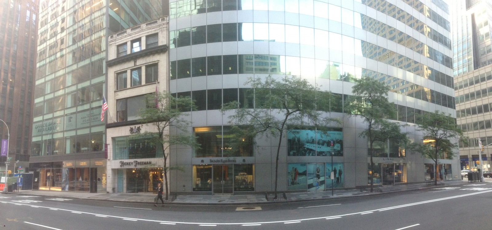 Rimowa 535 Madison Ave. New York, NY 10022 on 4URSPACE retail profile