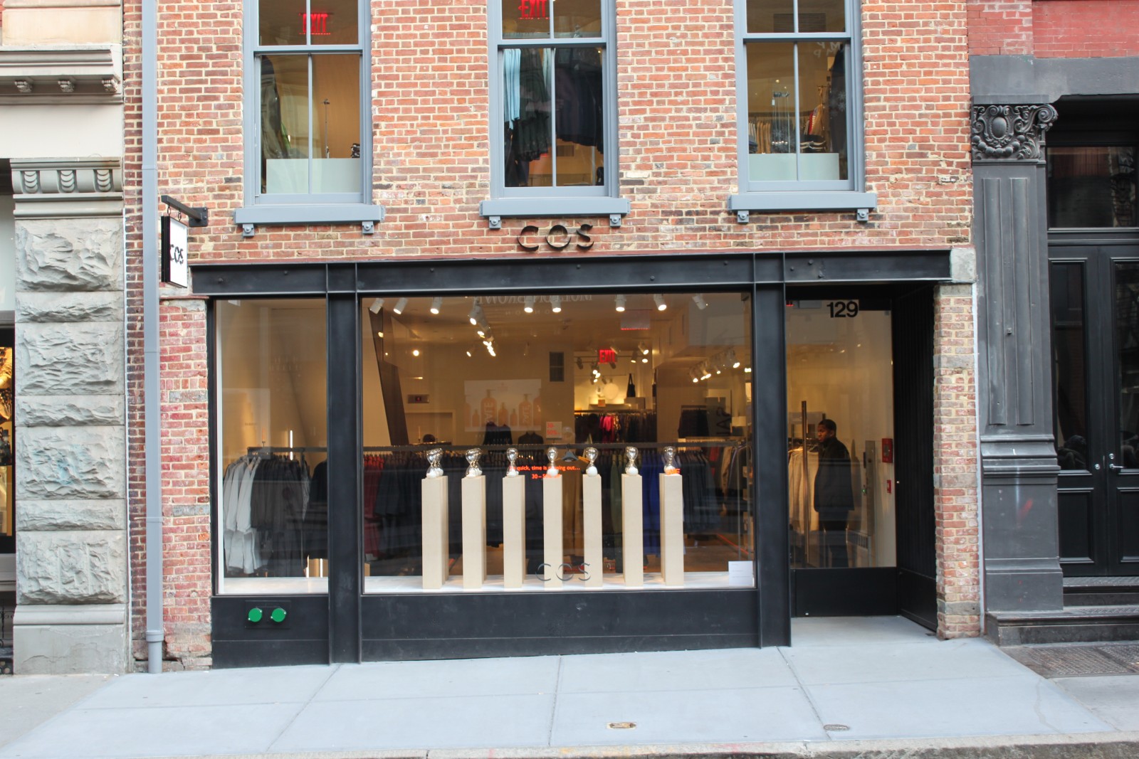 COS 129 Spring St New York, NY 10012 on 4URSPACE retail profile