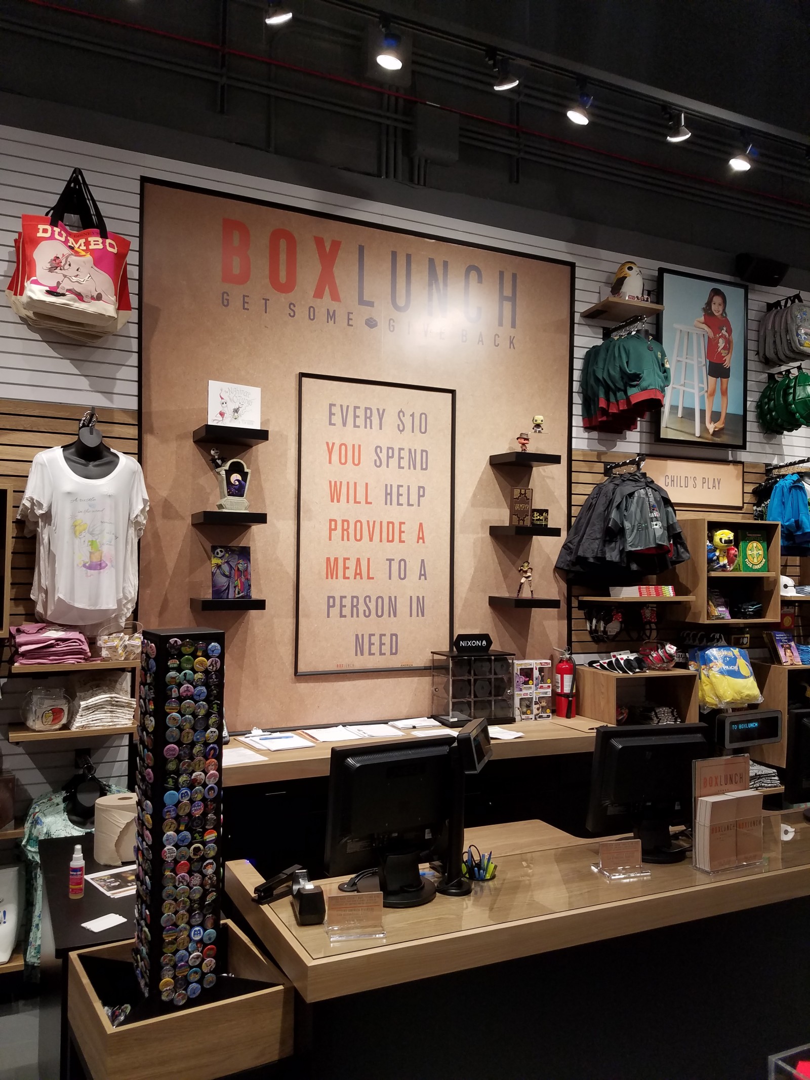 BoxLunch 5060 E Montclair Plaza Lane Montclair, CA 91763 on 4URSPACE ...