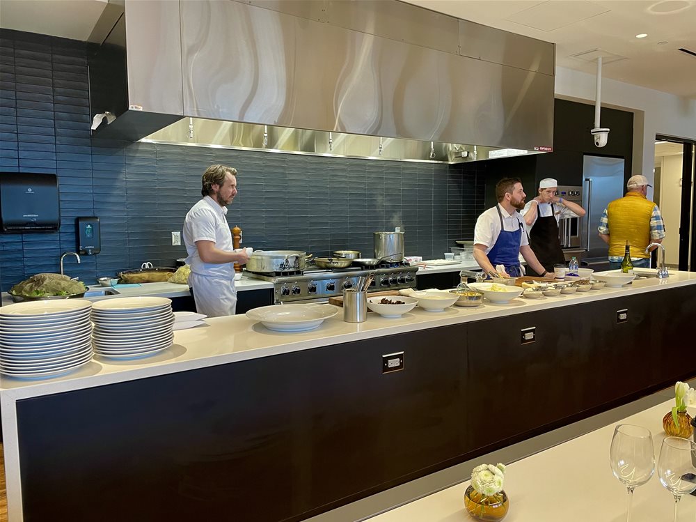 The Epicurean Experience: an immersive wine and cu