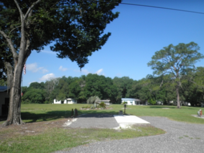 Snooze N Scoot RV Campground | Go Camping America