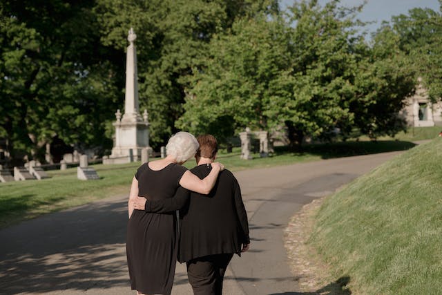 Understanding Various Funeral Home Services - Indianapolis, IN