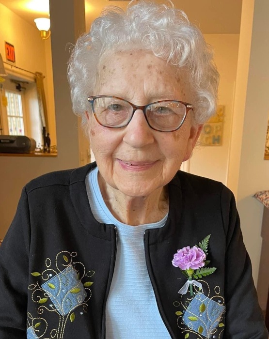 Janet Wenger's Instagram, Twitter & Facebook on IDCrawl