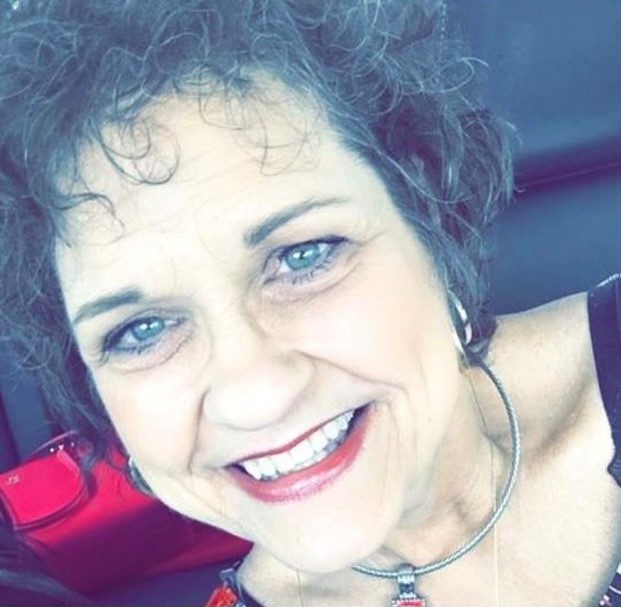 Rhonda Hall's Instagram, Twitter & Facebook on IDCrawl