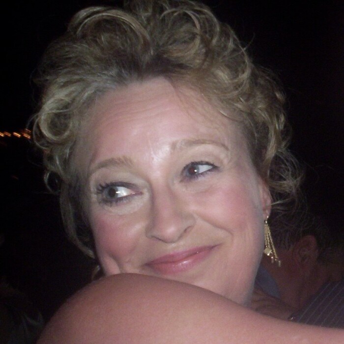 Nancy Deering's Instagram, Twitter & Facebook on IDCrawl