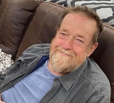 Lynn Woodworth's Instagram, Twitter & Facebook on IDCrawl