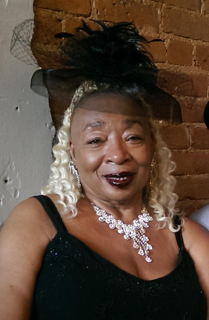 Elizabeth Ray's Instagram, Twitter & Facebook on IDCrawl