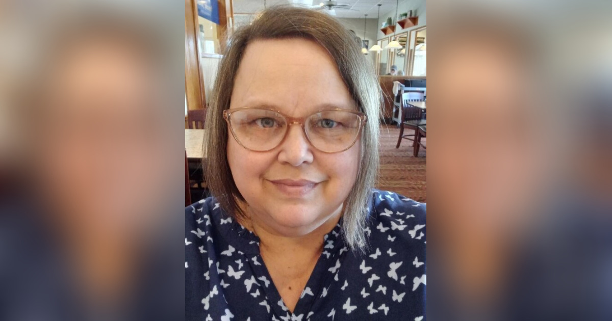 Rebecca Stokes's Instagram, Twitter & Facebook on IDCrawl