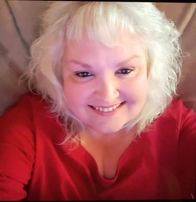 Sandra Perry's Instagram, Twitter & Facebook on IDCrawl