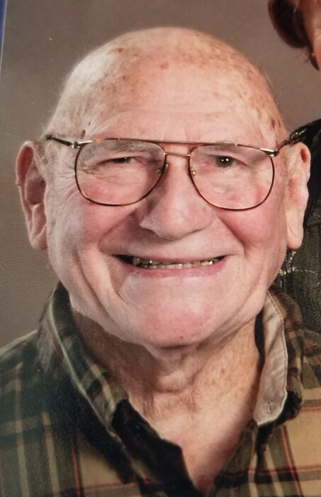 Christopher Evers's Instagram, Twitter & Facebook on IDCrawl