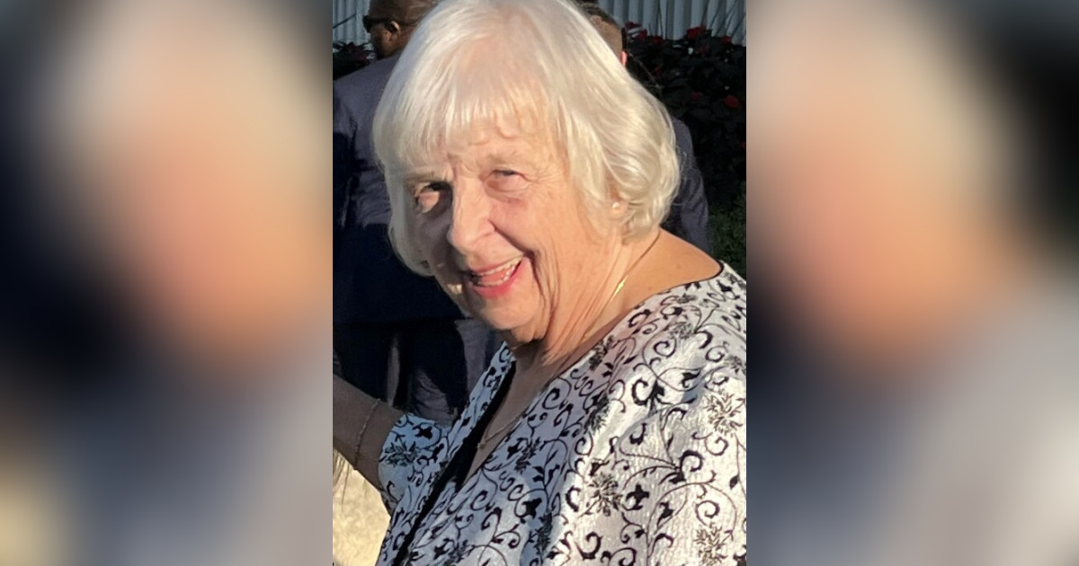 Donna Michaud's Instagram, Twitter & Facebook on IDCrawl