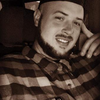 Julie Pritt's Instagram, Twitter & Facebook on IDCrawl