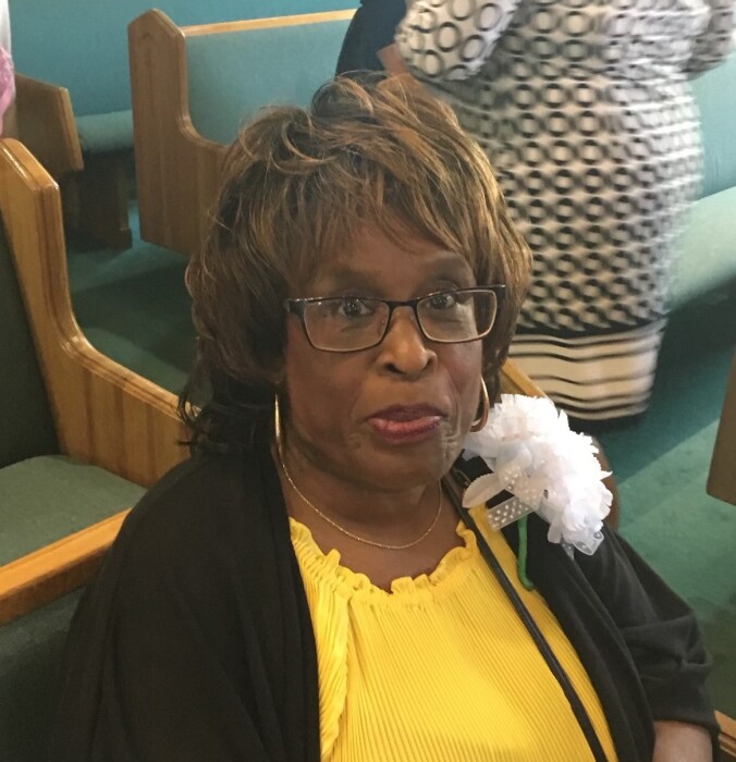 Anita Sutton's Instagram, Twitter & Facebook on IDCrawl