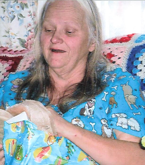 Carol Knowles's Instagram, Twitter & Facebook on IDCrawl