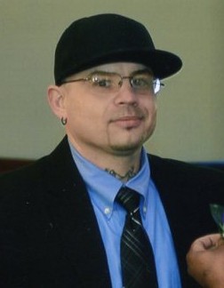 Christopher Holcomb's Instagram, Twitter & Facebook on IDCrawl