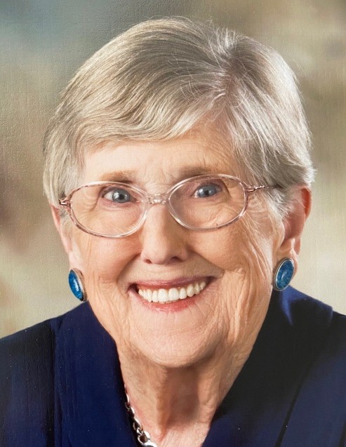 Kay Hall's Instagram, Twitter & Facebook on IDCrawl