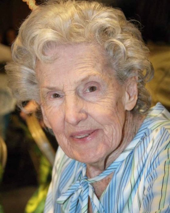 Janet Carver's Instagram, Twitter & Facebook on IDCrawl