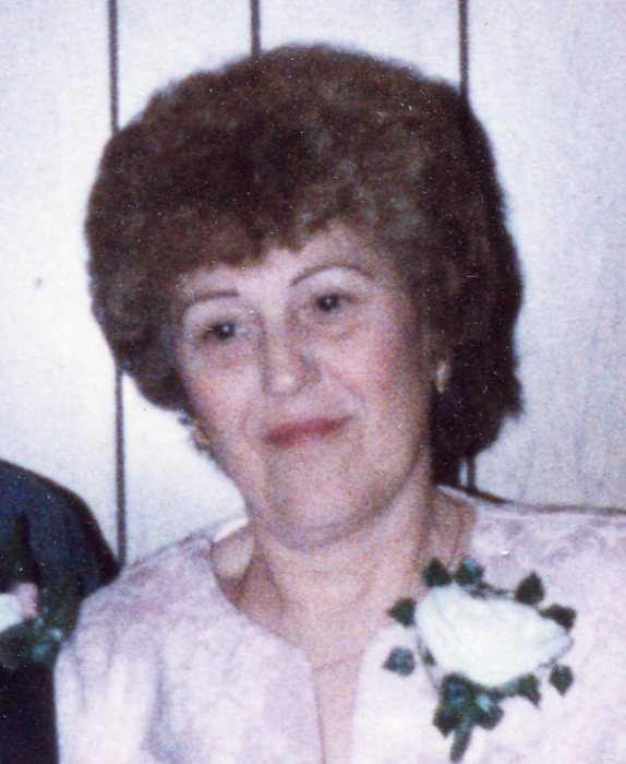 Alice Weiss's Instagram, Twitter & Facebook on IDCrawl