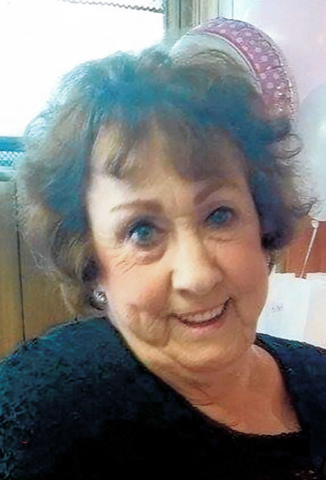 Courtney Hadley's Instagram, Twitter & Facebook on IDCrawl