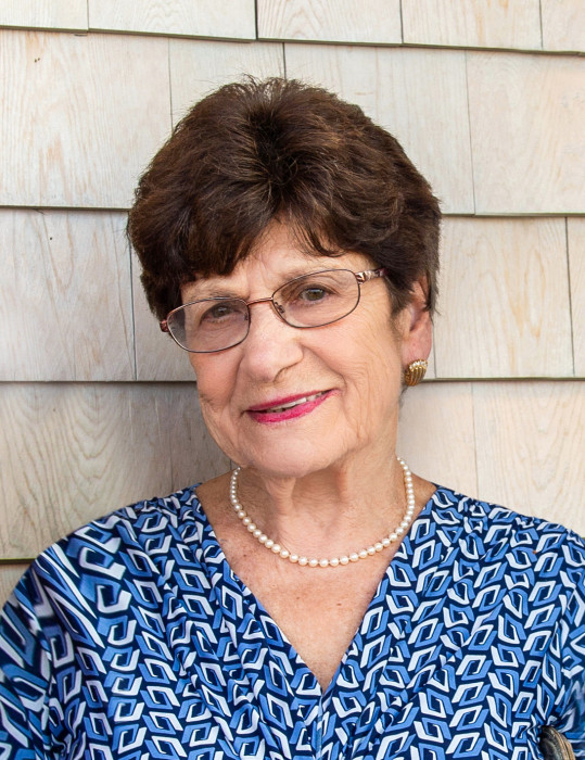 Catherine Valente's Instagram, Twitter & Facebook on IDCrawl