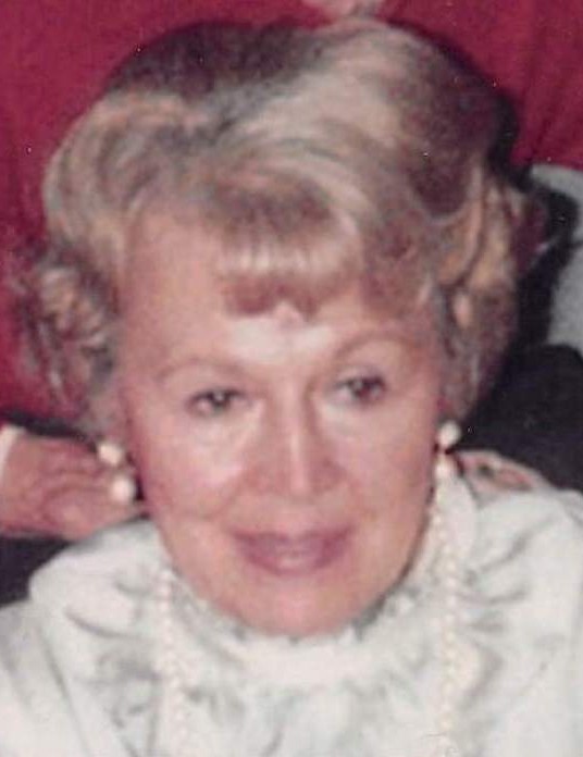 Caroline Everett's Instagram, Twitter & Facebook on IDCrawl