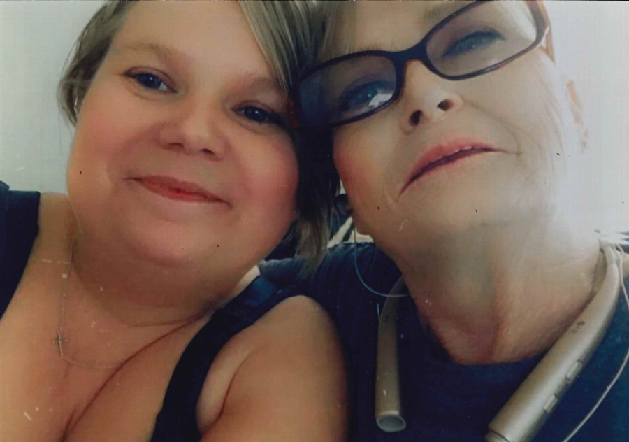 Sandra Strack's Instagram, Twitter & Facebook on IDCrawl