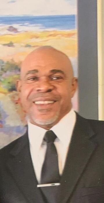 Lloyd Purnell's Instagram, Twitter & Facebook on IDCrawl