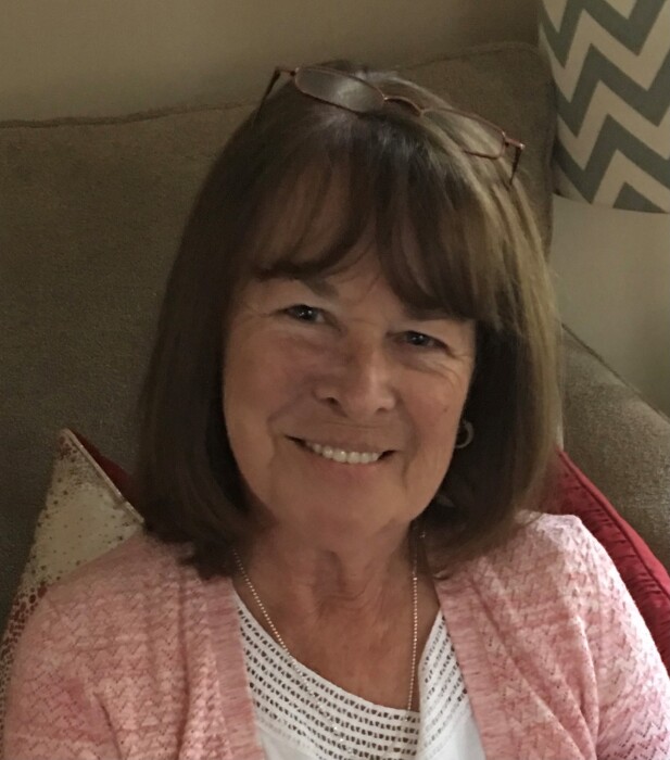 Christine Dunlap's Instagram, Twitter & Facebook on IDCrawl