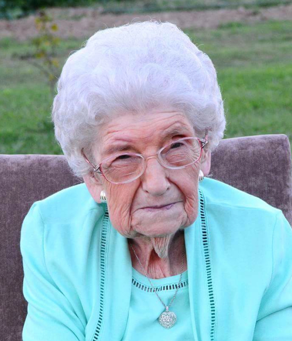 Samantha Baxley's Instagram, Twitter & Facebook on IDCrawl