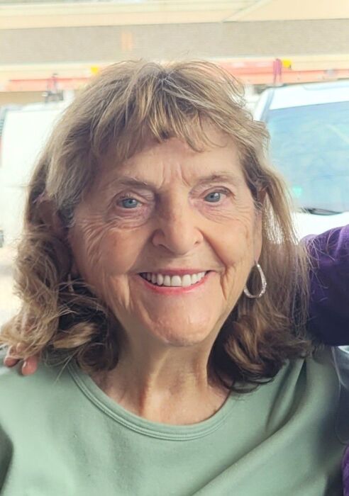 Ellen Schaefer's Instagram, Twitter & Facebook on IDCrawl