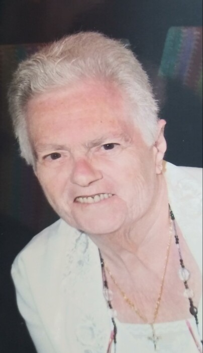 Deborah Rutherford's Instagram, Twitter & Facebook on IDCrawl