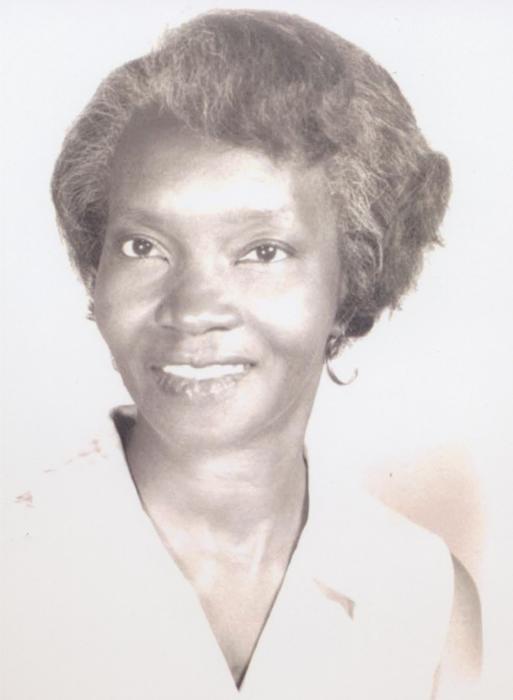 Louise Springer's Instagram, Twitter & Facebook on IDCrawl