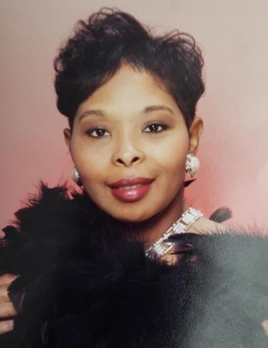 Lynette Moore's Instagram, Twitter & Facebook on IDCrawl