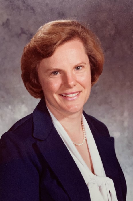 Elizabeth Forrest's Instagram, Twitter & Facebook on IDCrawl