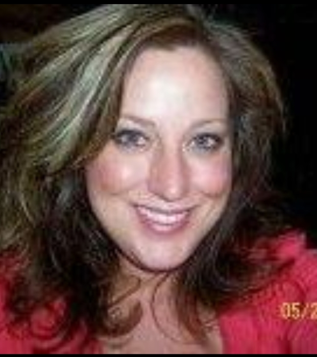 Christy Becker's Instagram, Twitter & Facebook on IDCrawl